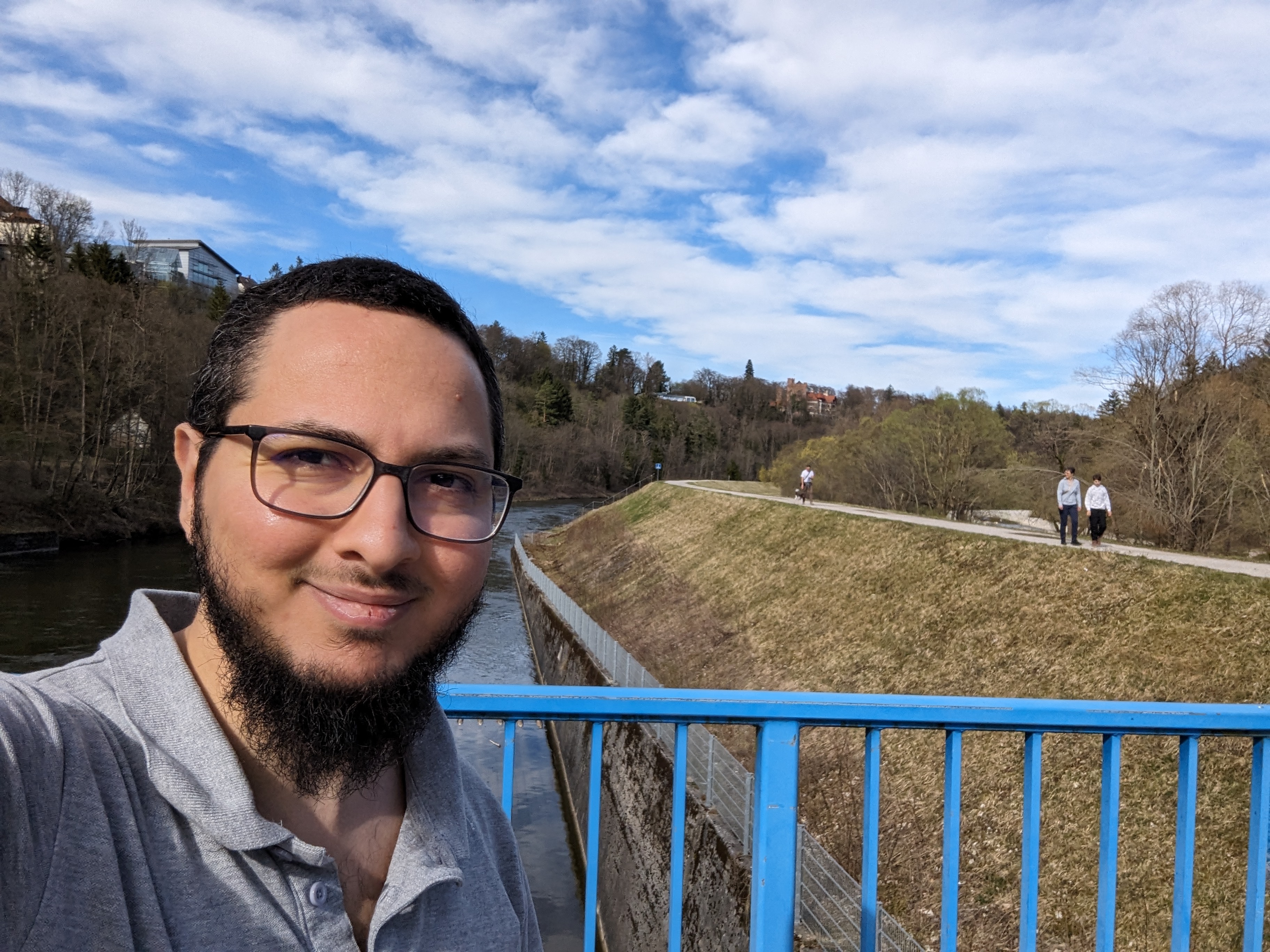 ReviewPhoto